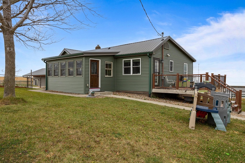 5 Upscale Homes Across Kansas and Missouri and Nebraska and Iowa with ...