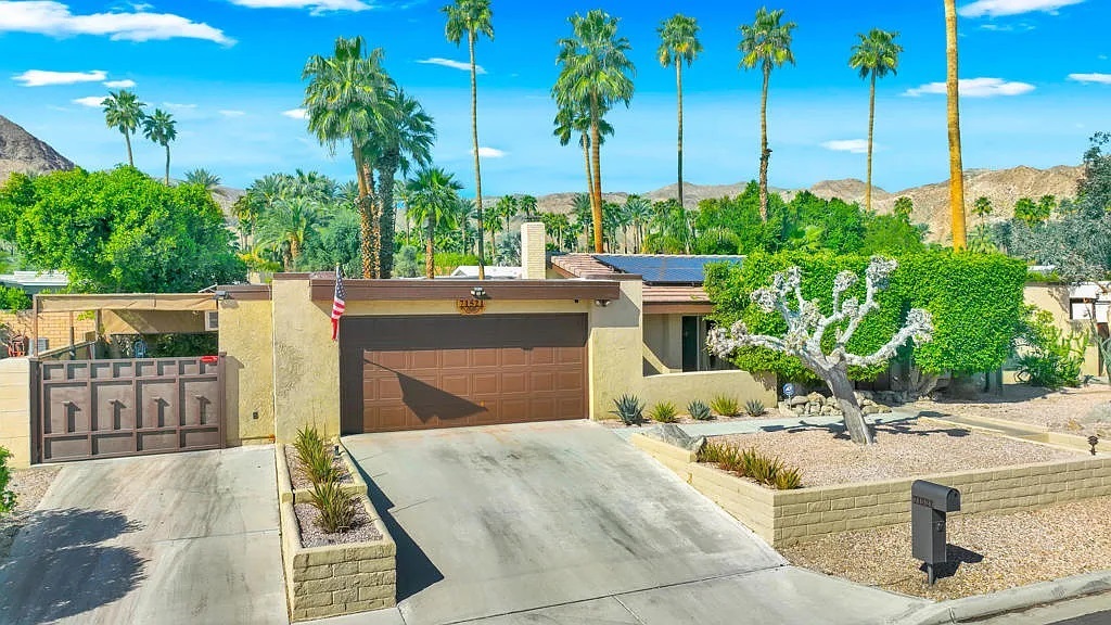 5 California Residences Blending Timeless Style with Modern Comforts ...