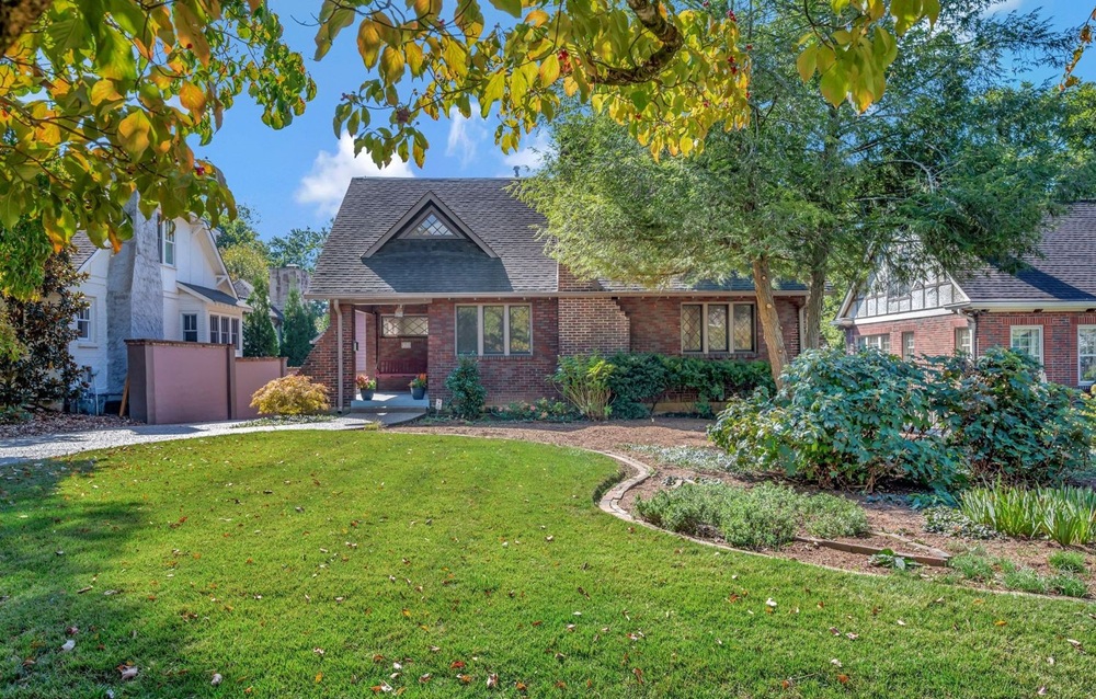 7 Tennessee Estates Blending Historic Charm and Modern Luxury for ...