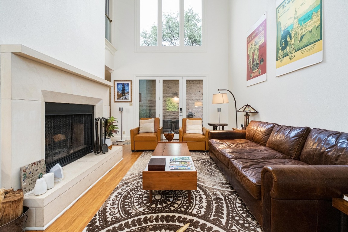 3 Austin Metropolitan Area Residences Blending Historic Charm and ...