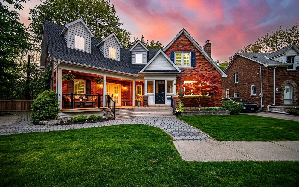 6 Ontario Residences Blending Modern Elegance with Family-Friendly ...